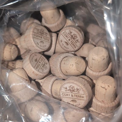 Halves of Corks Used for Crafts Pre-cut Wine Cork Corkboard Wall Decor ...