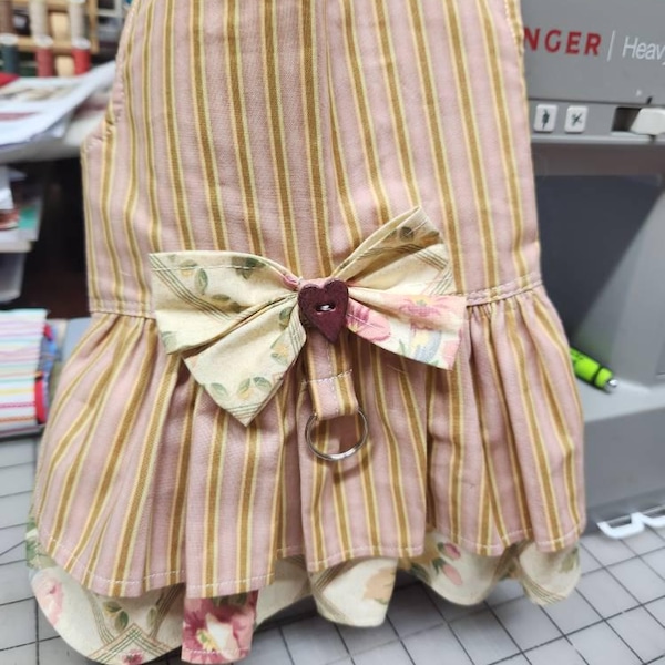 PDF Pattern and DIY Tutorial How to Sew a Dog Girl Bandana With Ruffle ...