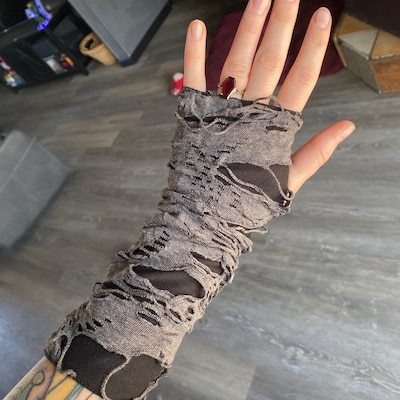 Distressed Fingerless Gothic Wasteland Gloves Handwarmers Post ...