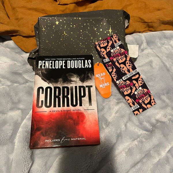 Haunting Adeline Red Painted Edges Cat and Mouse Duet Book, Custom ...