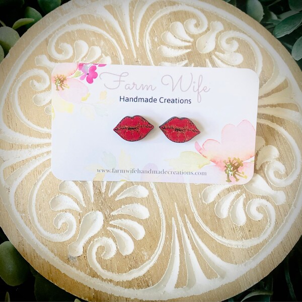 Lips Kiss Stud Earring - Laser Cut SVG File - Glowforge Ready - Jewelry ...