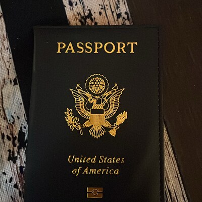 United Nations Diplomatic Passport Cover, UN Passport Holder ...