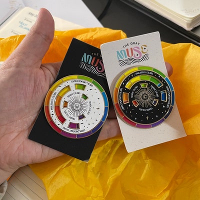 Color Wheel Enamel Pin© Black/gold ORIGINAL, Moving Jewelry Accessory ...