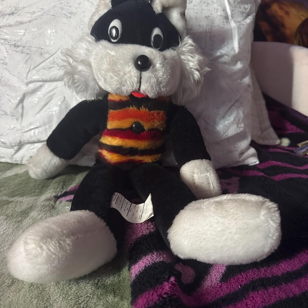 1981 Pyraminx Pyramid Puzzler Triangle Puzzle Rubik’s Cube Type Brain ...