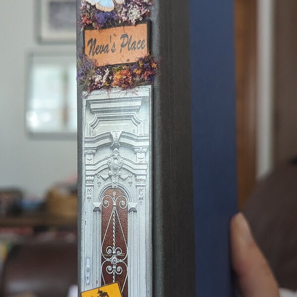 Personalized Book House With Custom Name, Made-to-order Décor - Etsy