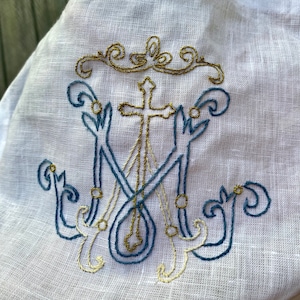 Sacred Heart of Jesus — Catholic Hand Embroidery Pattern - Etsy