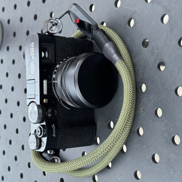 Black Camera Neck Strap With Optech Qd Mini Loop Attachments - Etsy