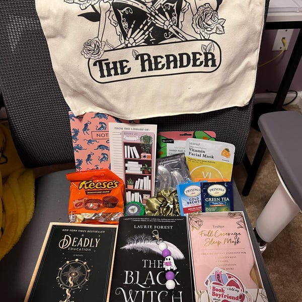 Spooky Halloween Book Lovers Box - Etsy