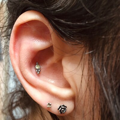 ASTM F136 Gem Hoop With Chain Conch Hoop Conch Earring Conch - Etsy