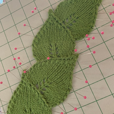 Corner Bookmark Instant Download Knitting Patterns 4 Leaf Designs - Etsy