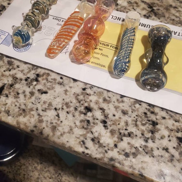 Chillum Glass Pipe Hand-blown, Color Changing Fume Chillum Glass Pipes ...