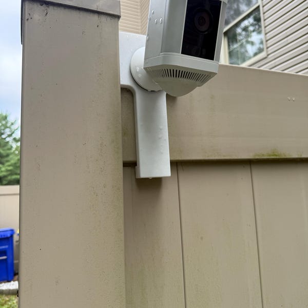 Ring Camera Fence Mount - Easy, Damage-free, Fits Spotlight, Stick Up ...