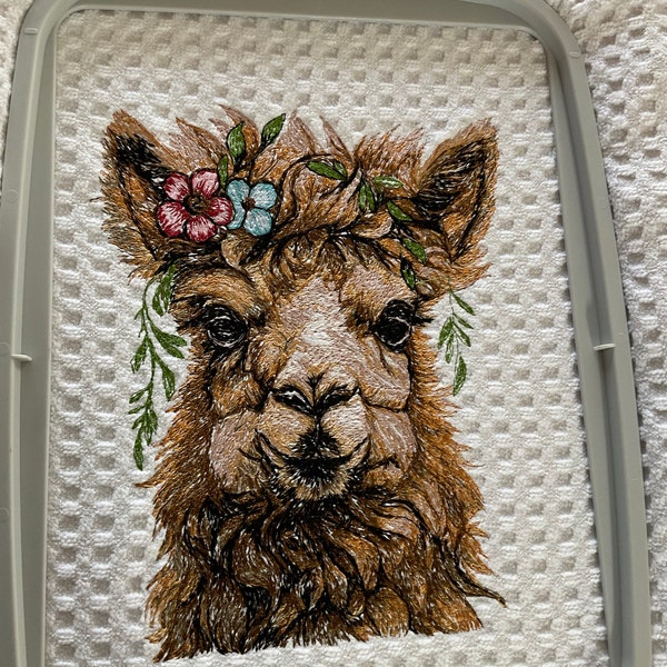 Lama. Super Realistic Embroidery Design. Alpaca Machine Embroidery ...