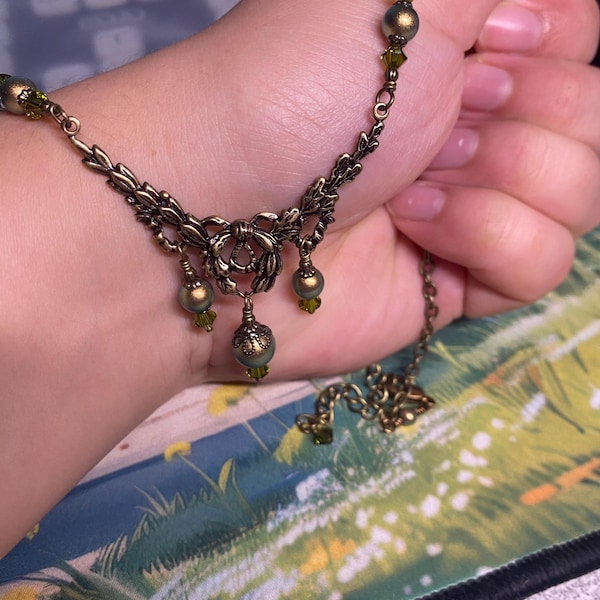 Forest Olive Green Necklace, Dark Fairycore Aesthetic Jewelry, Rustic ...