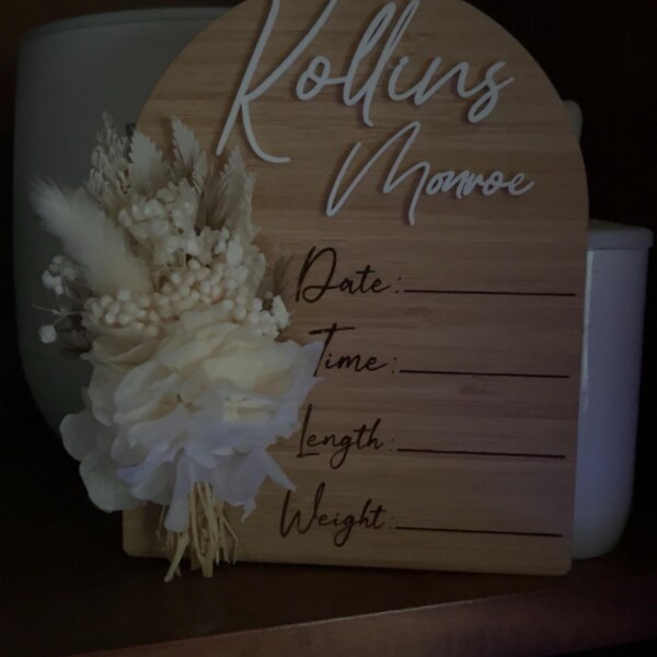 Acrylic Dried Flower Birth Announcement Sign - Etsy