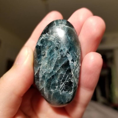 Biotite, Black Mica Moon With Custom Gold Stand, Crystal Moon Carvings ...