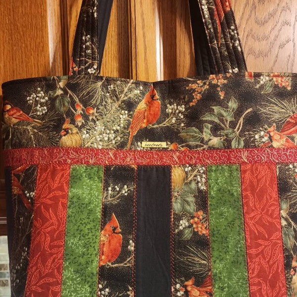 Cotton Cardinals Winter Christmas Holly Berries Leaves Branches Gold Metallic Hoffman Christmas ...