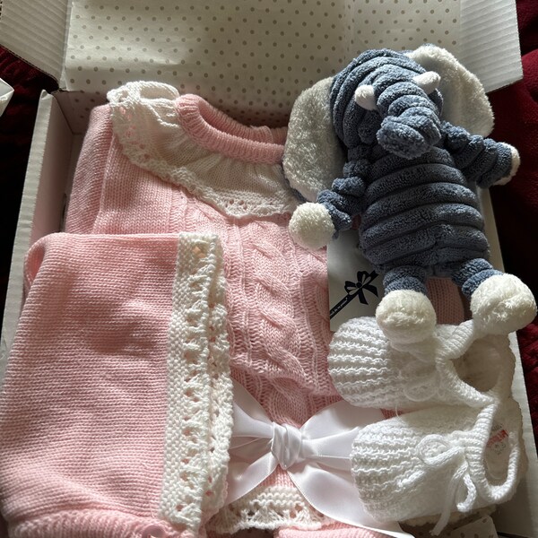 Baby Hamper Gorgeous Animal Themed Gift Hamper, Baby Girl Hamper, Baby ...