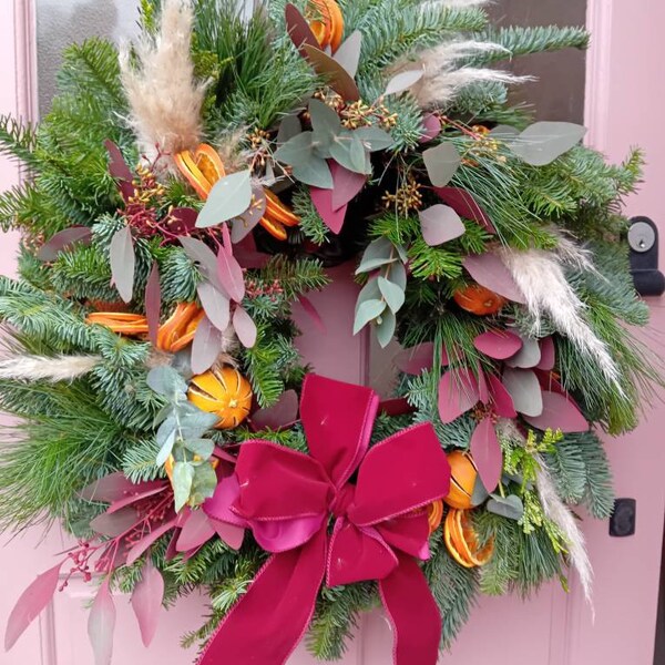 Fresh Blue Thistle | Scotch Thistle | Eryngium | Natural Thistle ...