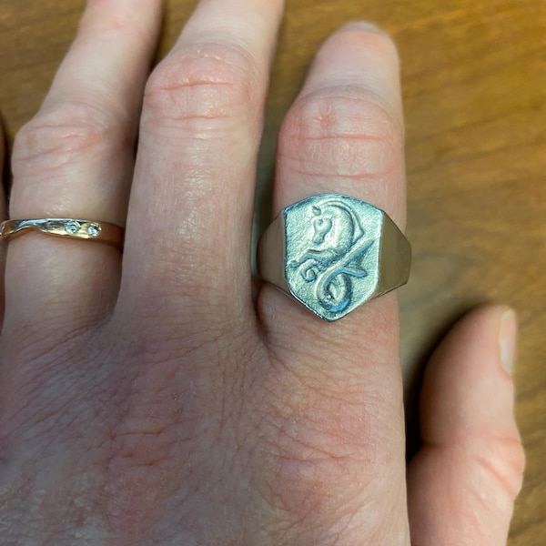 King Arthur Pendragon Coat of Arms Signet Ring - Etsy