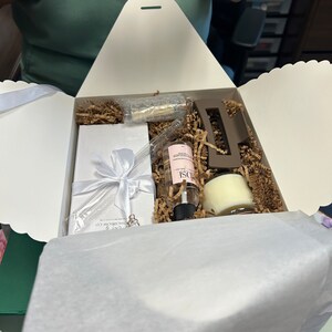 Selfcare Gift Box for Mom Pampering Box for New Mom Spa Kit New Mama ...