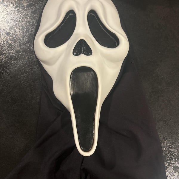 Custom White Shrouded Scream Mask Replica - Etsy