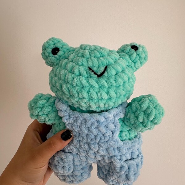 Crochet Baby Frog in Overalls Plushie PATTERN - Etsy