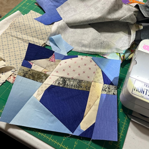 Chonky Maple Beaver Quilt Block Pattern 16x16" Foundation Paper Piece ...