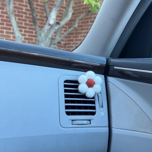 Daisy Car Vent Clip/ Car Diffuser/car Accessories/natural Car Freshener ...