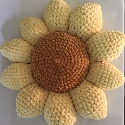 Doris the Duck Crochet PATTERN Amigurumi - Etsy