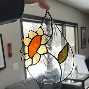 Sun Ray Plant Stained Glass Pattern, Stained Glass Patterns, Digital ...