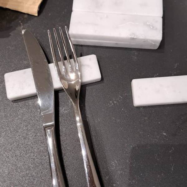 Cutlery Rest Set in White Pearl Marble (knife Holder) - Lifestyle ...