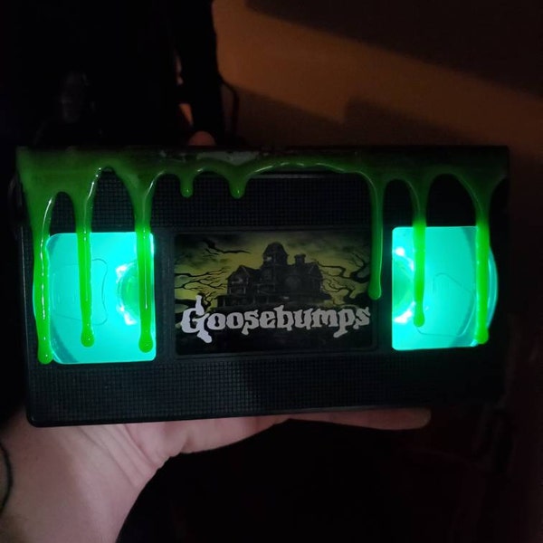 Goosebumps W/ Green Slime Drips VHS Lamp Gift Box Bundle Goosebumps ...