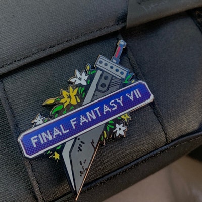 Final Fantasy VII Enamel Pin : FFVII Buster Sword Cloud Aerith Tifa FF7 ...