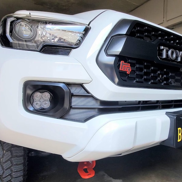 One JAKE Skull Fits C6 Racing Emblems Badges C6R - Etsy