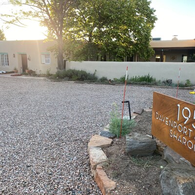 20h X 30w Hyde Park Yard Sign, Large, Sign on Stakes, AIRBNB Signage ...