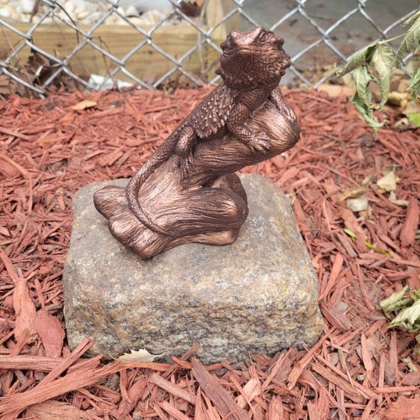 Bearded Dragon Sculpture - Etsy