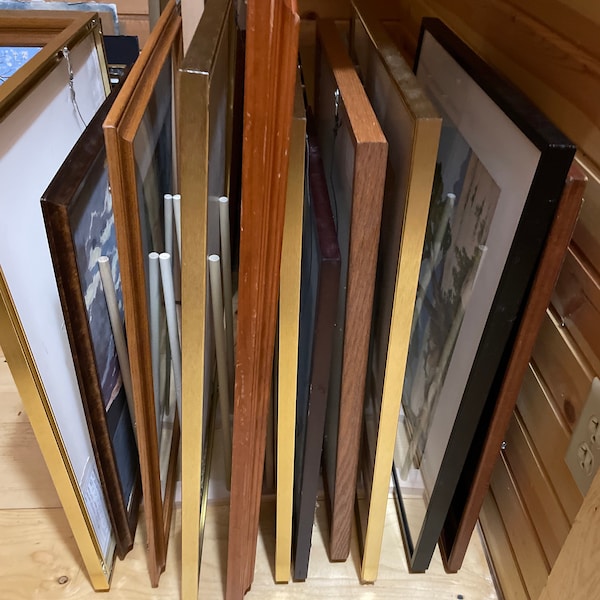 Art Storage Rack - Wooden Dowel - for Framed Art, Picture Frame, Canvas ...