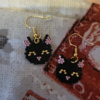 Beaded Cat Earrings - Etsy