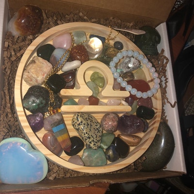 Libra Crystal Tray Wooden Crystal Tray Libra Crystal - Etsy