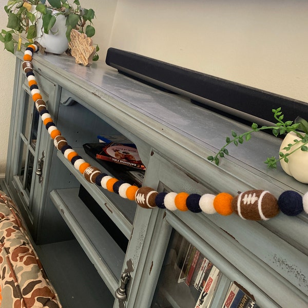 NCAA, NFL, High School Custom Colored Football Felt Ball Garland ...