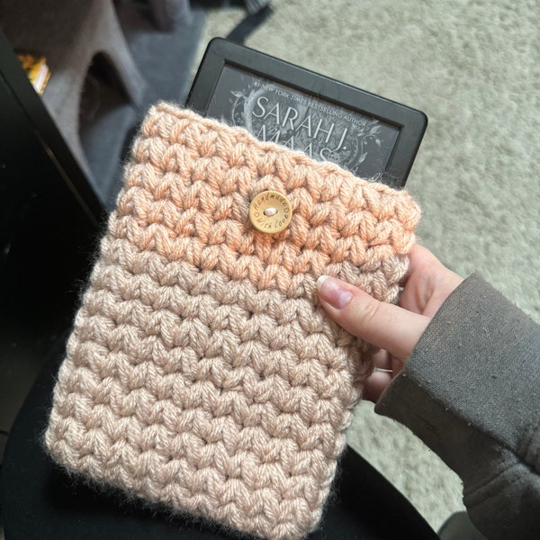 Crochet Kindle Sleeve: Handmade E-reader Case With Free Stickers - Etsy