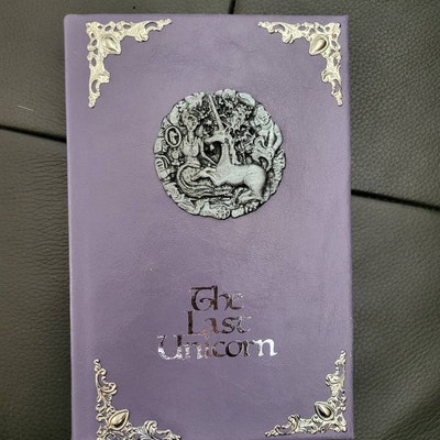 A Court of Thorns and Roses Leather Book Spine Bookmark Officially ...