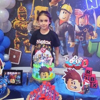 Roblox Girl Photo Booth Frame, Roblox Girl Frame, Roblox Girl Party ...