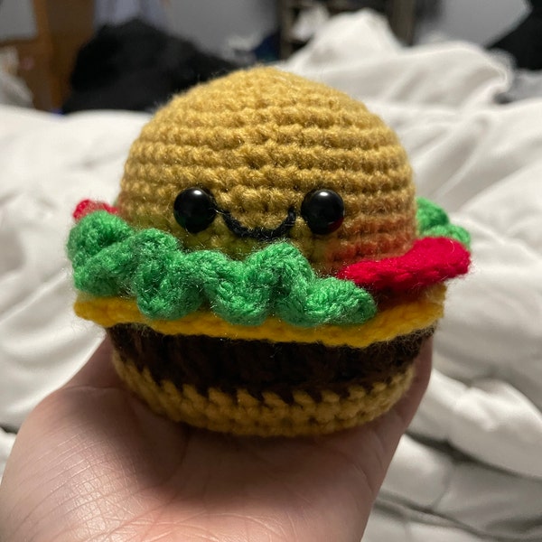 2 Patterns in 1! No-sew & Stackable Hamburger Amigurumi Crochet Pattern ...