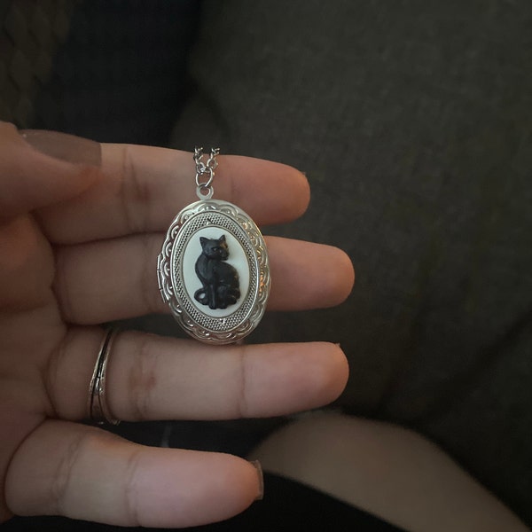 Vintage Style Victorian Gothic Black Cat Cameo Locket Necklace Assorted ...