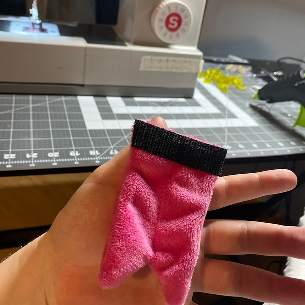 Pattern and Tutorial: Shaped 5-digit Handpaws - Etsy