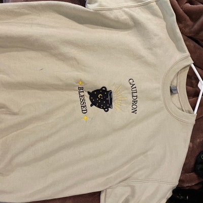 Romance Reader Crewneck / Book Merch / Embroidered Romance - Etsy