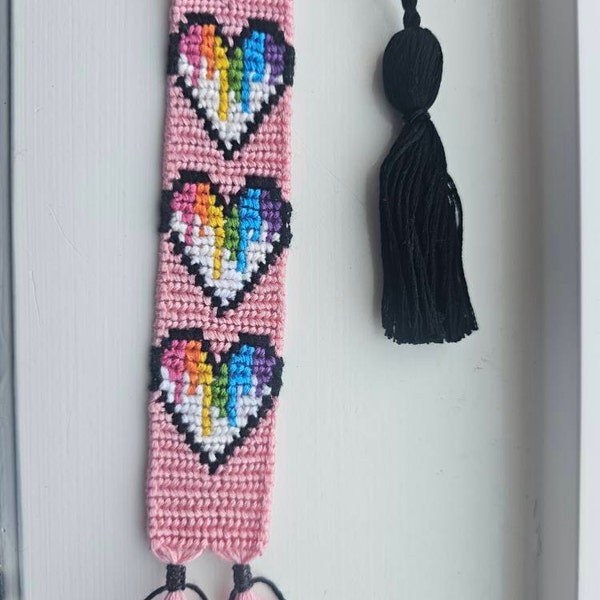 Greek Wave Friendship Bracelet, DMC Embroidery Floss, Hand-knotted ...