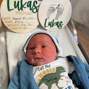 Baby Announcement Sign With Birth Stats Footprint Sign for Newborn Baby ...